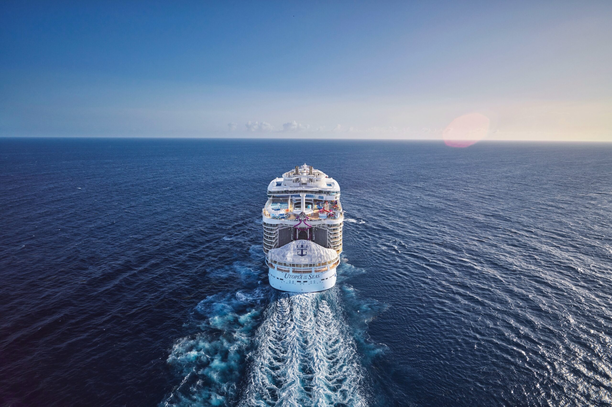 Utopia of the Seas - Ocean World Travel