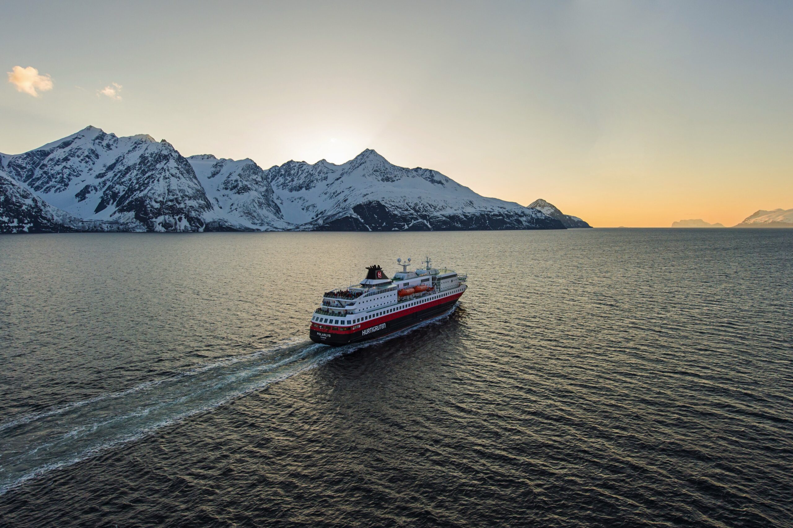 Solo Cruises | Ocean World Travel